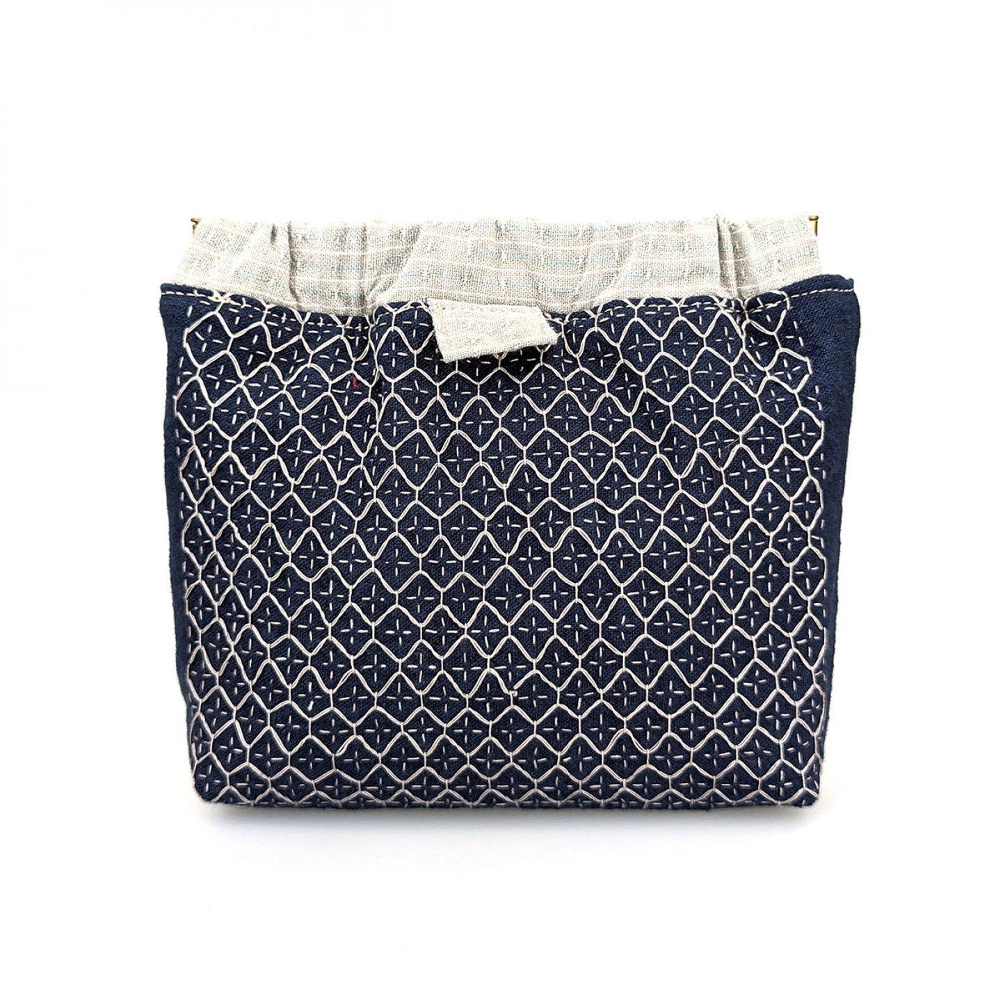Sashiko Flex Frame Pouch – Trapunto